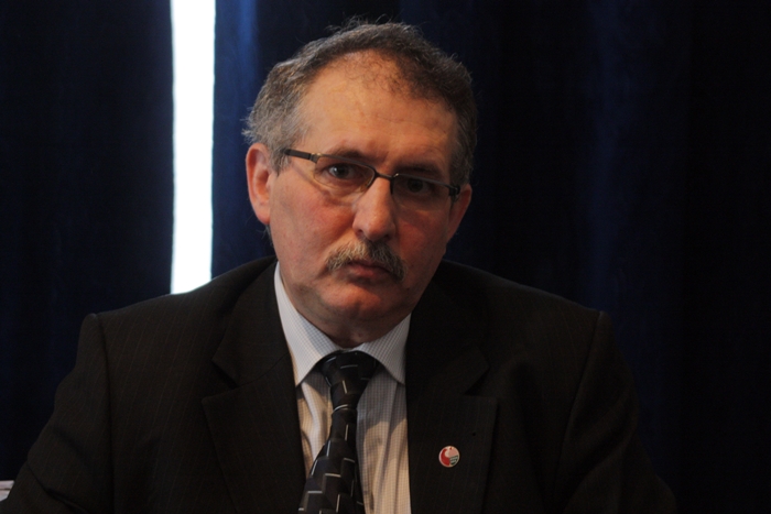 Se infiinteaza Partidul Popular al Maghiarilor din Transilvania. Atuul ...