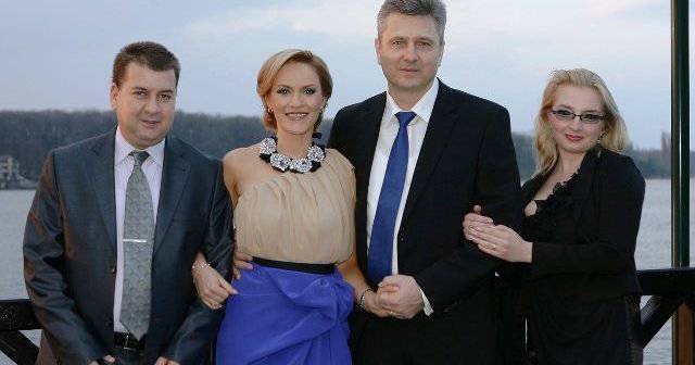 Aglomeratie de vedete la nunta Gabrielei Vranceanu Firea cu primarul ...