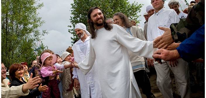 FOTO si VIDEO! O noua secta religioasa are tot mai multi adepti in lume ...