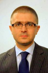 BARFE: Trocul functiilor intre Barou si Facultatea de Drept - Opinia ...