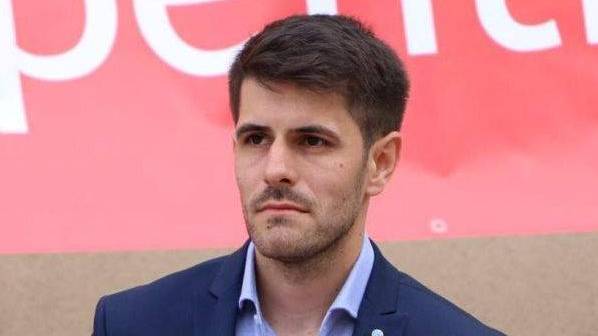 Candidatul PSD Flavius Rosu este noul primar al comunei Sag, de la ... Candidatul PSD Flavius Rosu este noul primar al comunei Sag, de la ...