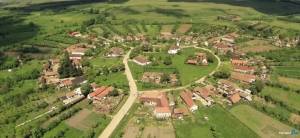 Parca e desprins din povesti. Satul unicat in Romania, aflat la doi ...