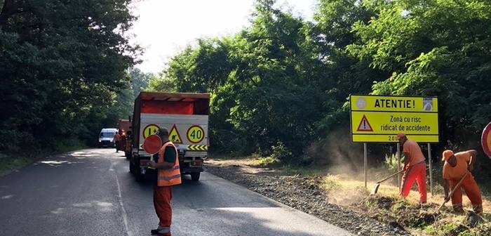 Se opresc lucrarile de reparatii pe DN 68A, la Cosava, dupa doar o zi ...