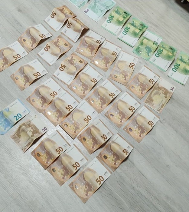 Perchezitii de amploare in Timis. Un barbat a fost retinut - Opinia ... Perchezitii de amploare in Timis. Un barbat a fost retinut - Opinia ...