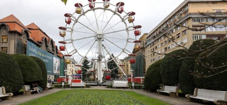 Targul de Craciun de la Timisoara se deschide duminica. Roata ...