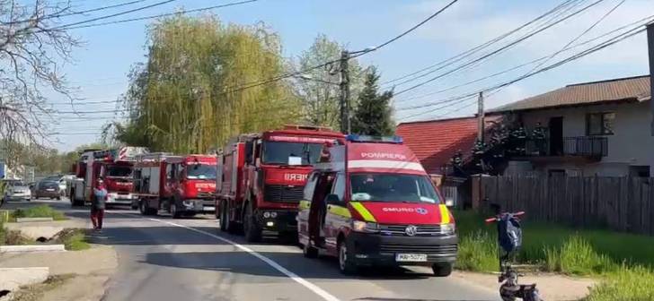 Interventie a pompierilor la pizzerie, langa Timisoara. Video - Opinia ...